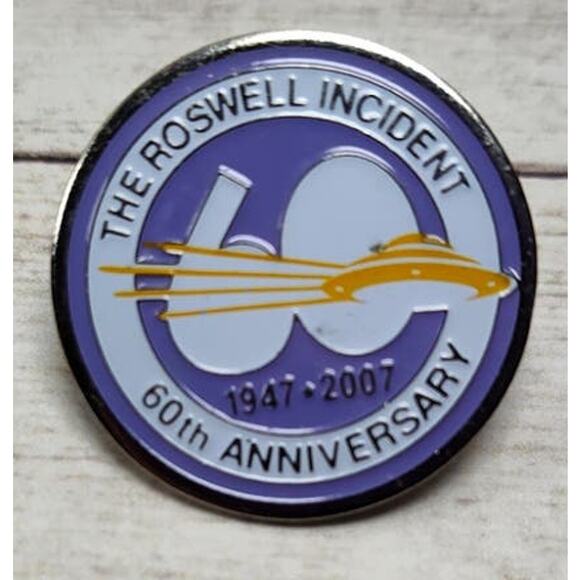 Unbranded | Accessories | Roswell Incident New Mexico Nm 6th Anniversary Pin Ufos Aliens ...